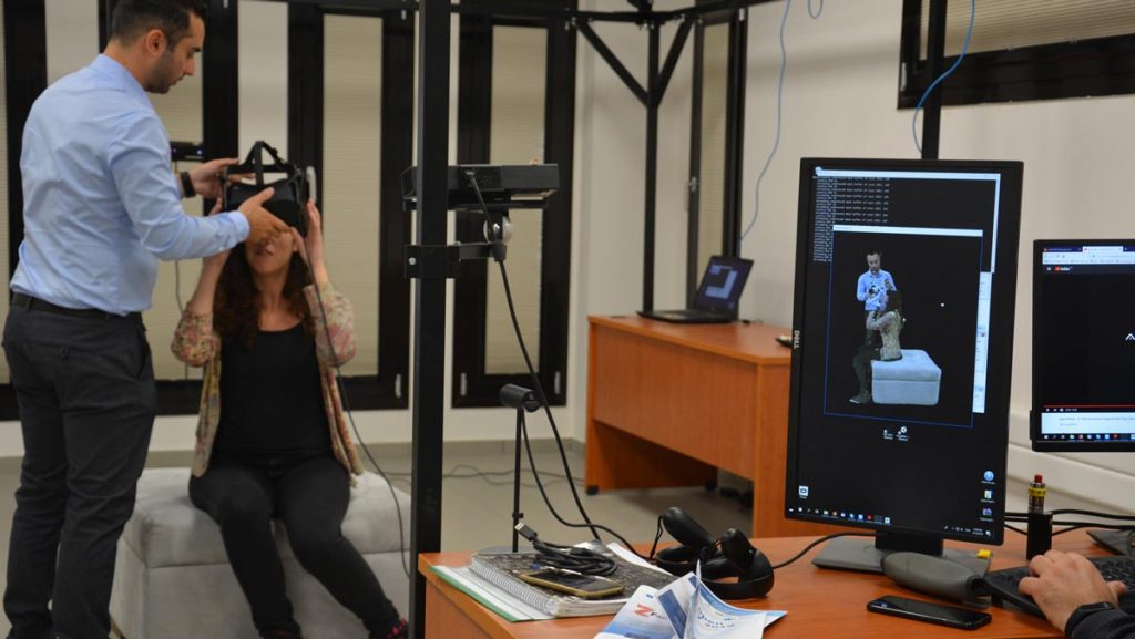 VR Communication and 5G networks - VRTogether